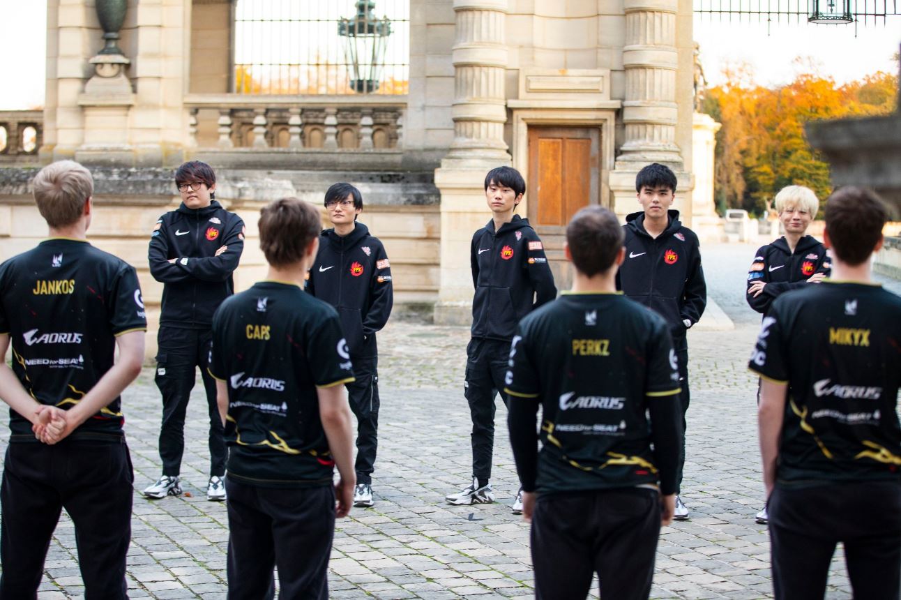 FPX、G2已抵达巴黎 总决赛宣传片花絮照曝光_3DM网游