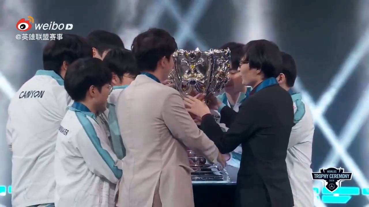 《英雄联盟》S10全球总决赛 DWG 3:1 SN夺冠_3DM网游