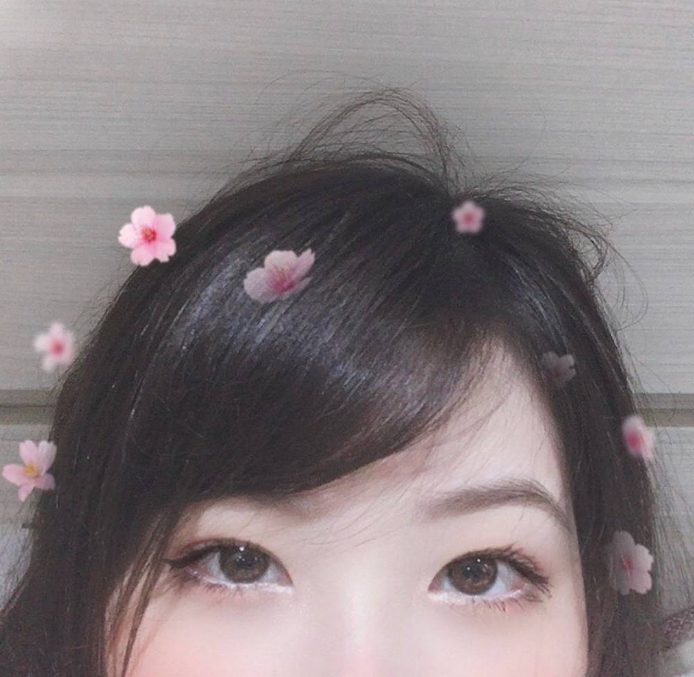 《LOL》Mayumi更新Ins晒美照并表白：LPL我爱你_3DM网游